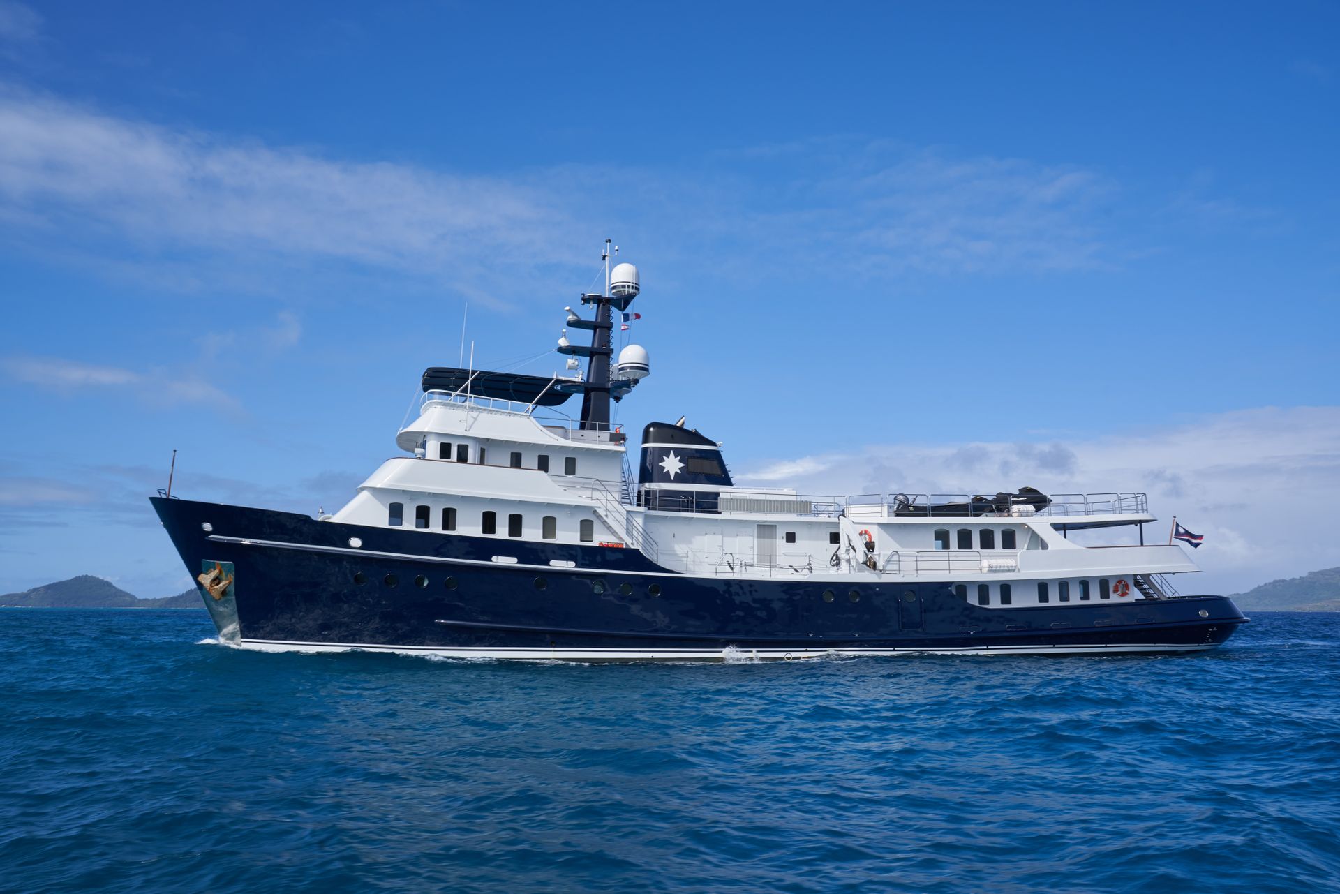 ASTERIA yacht (Anastassiades & Tsortanides, 48.77m, 1970)